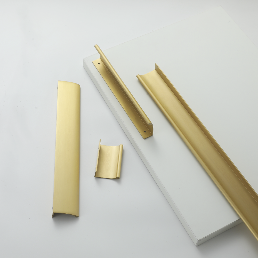 Deluge Pull Solid Brushed brass handle Pre-Order - Hardware Concepts